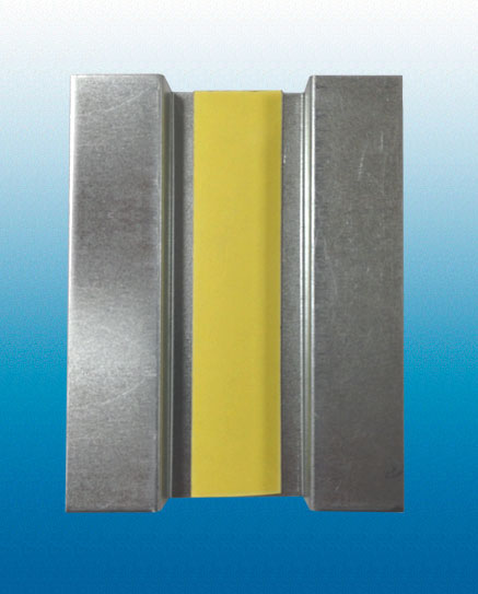 Service Support Plate (18mm) - ©2023 - Arthur Hough & Sons Limited